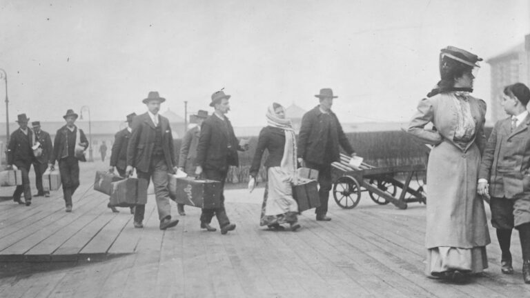 They Became Americans: Finding your family in U.S. Immigration Records ...