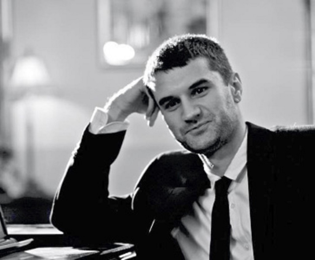 Brown Bag Concert featuring Alex Minasian - Downtown Worcester